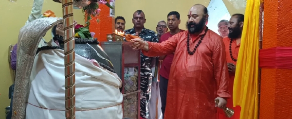 Charri Mubarak taken to 'Sharika Bhawani' Temple in Srinagar ...